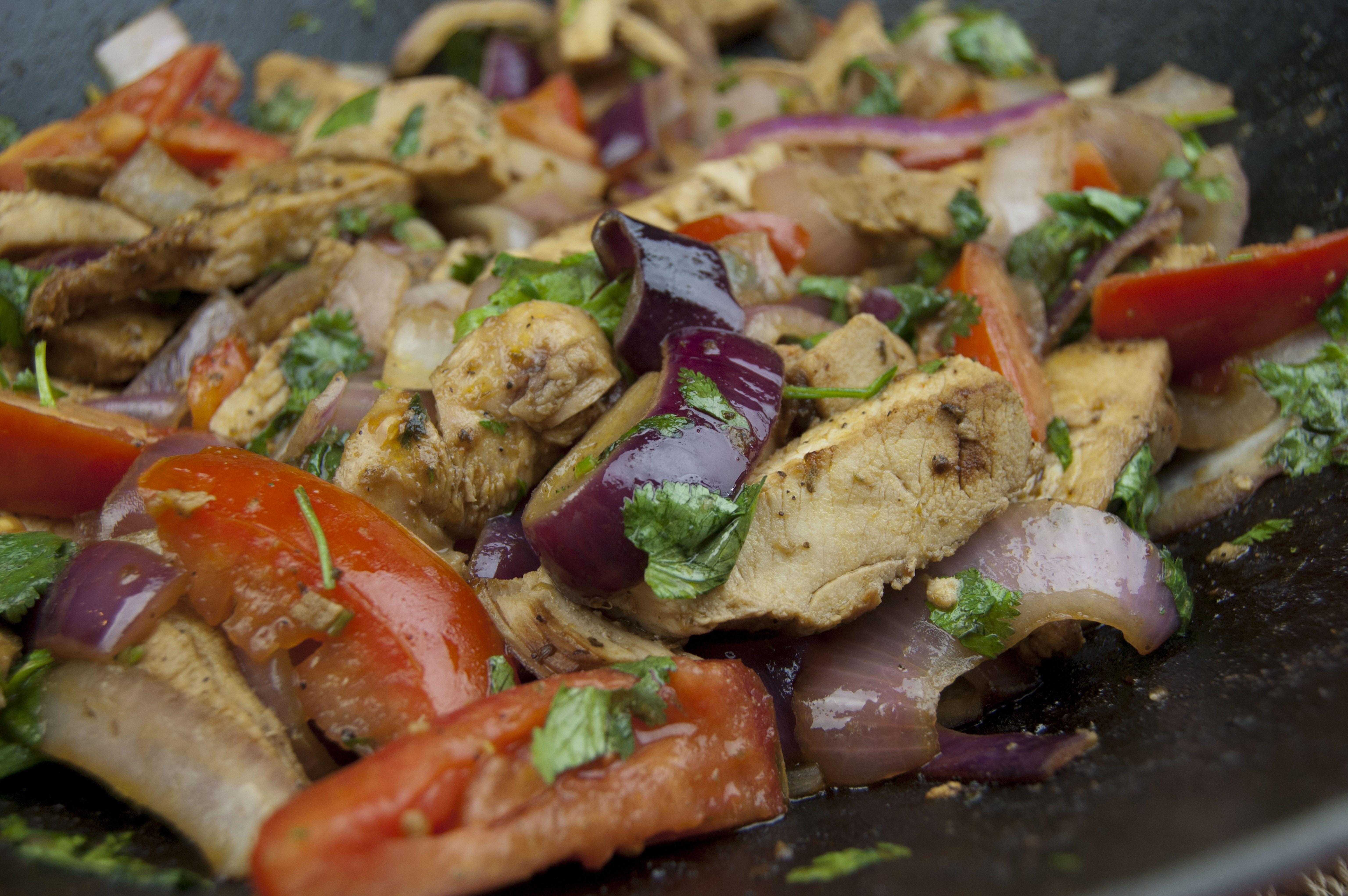 Peruvian Chicken Saltado (Chicken Stir Fry) - Manuel Villacorta
